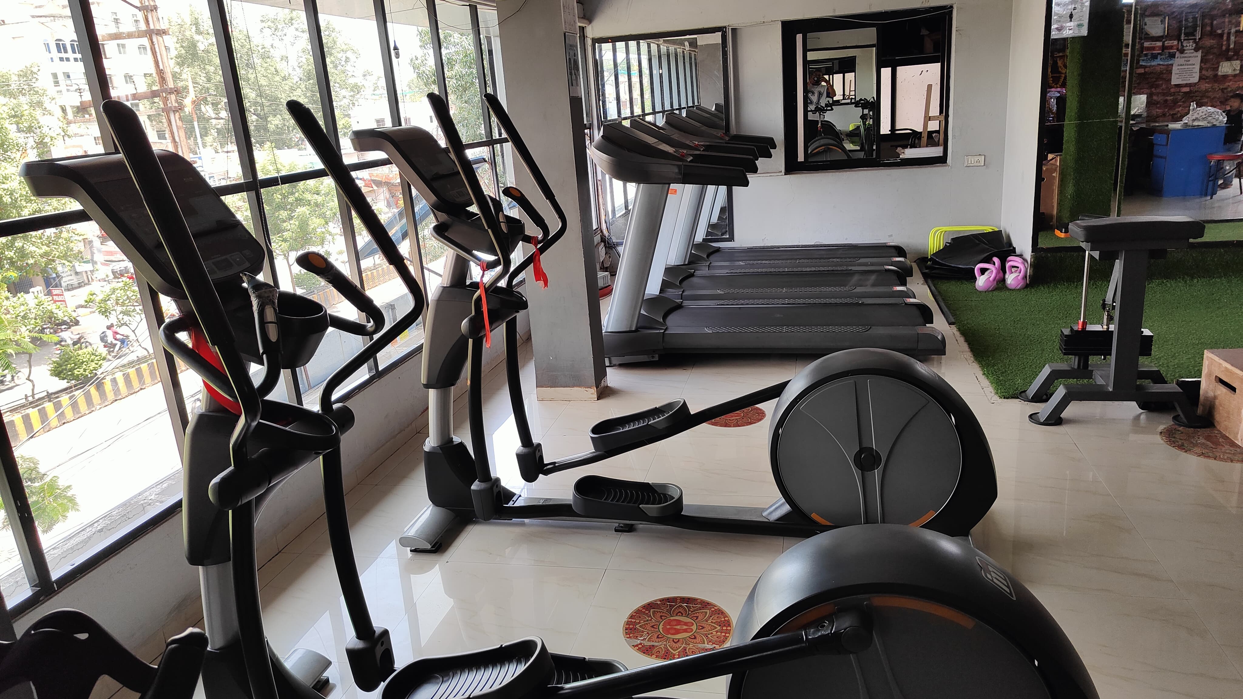 Best Gym in Indore | Radhe Fitness | Certified Gym Trainers
